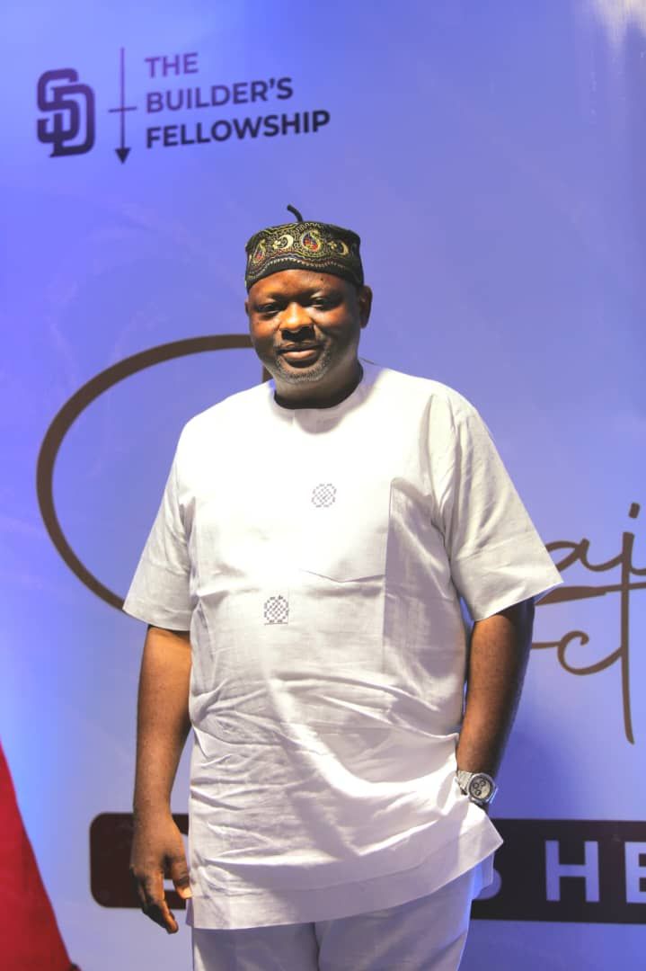 Princess Basirat Adetutu Banjoko Congratulates Builder Olusesan Daini ...
